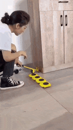 Moving things - VideosGifs.Net