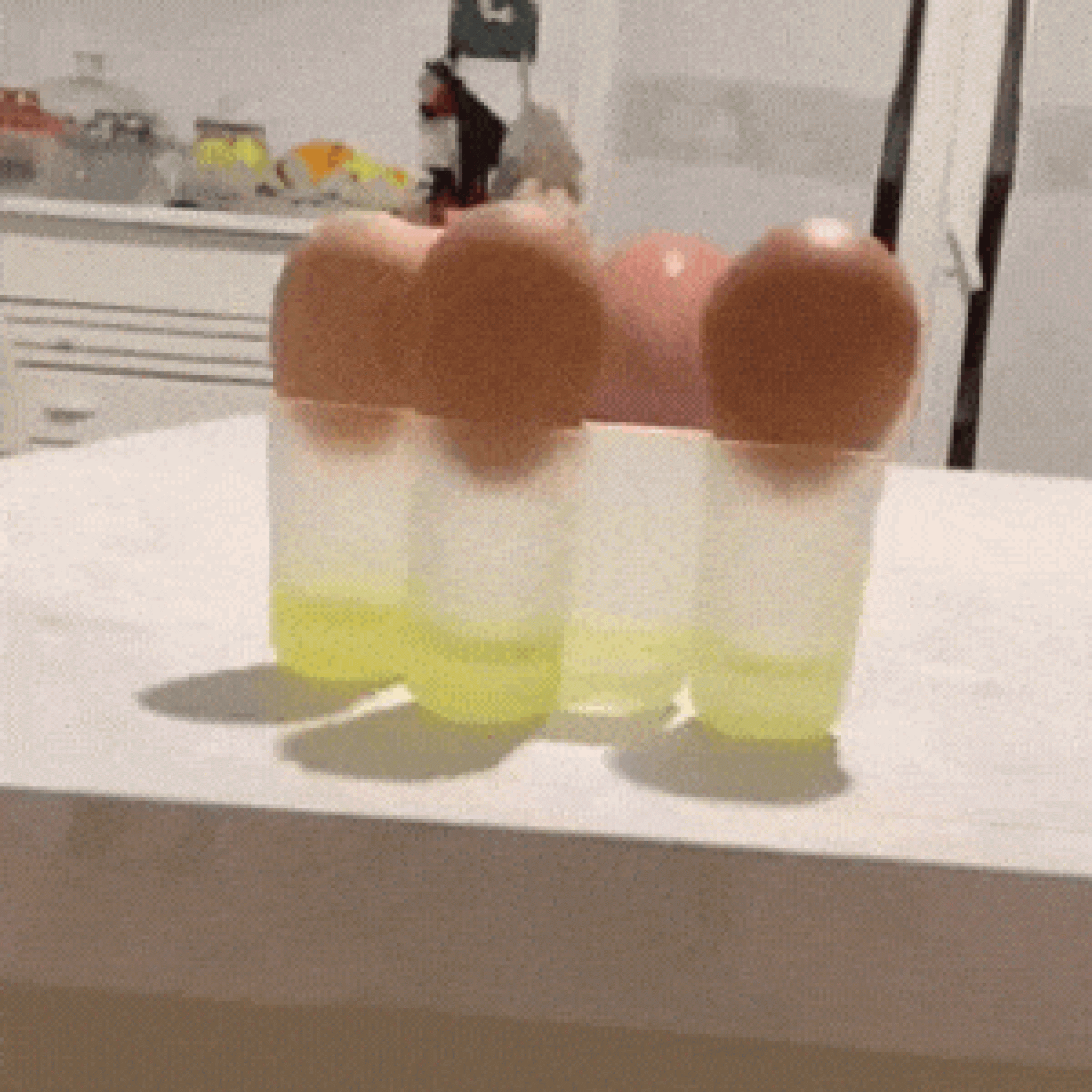 Polished egg - VideosGifs.Net