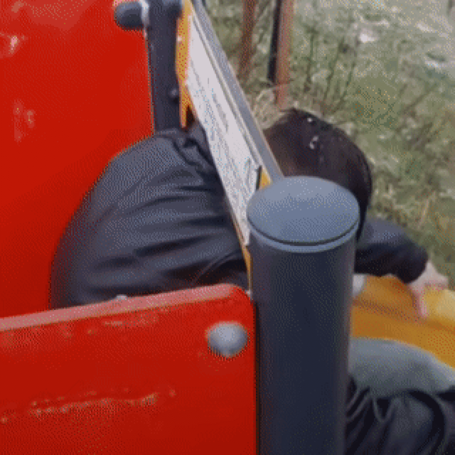 Slidin - VideosGifs.Net