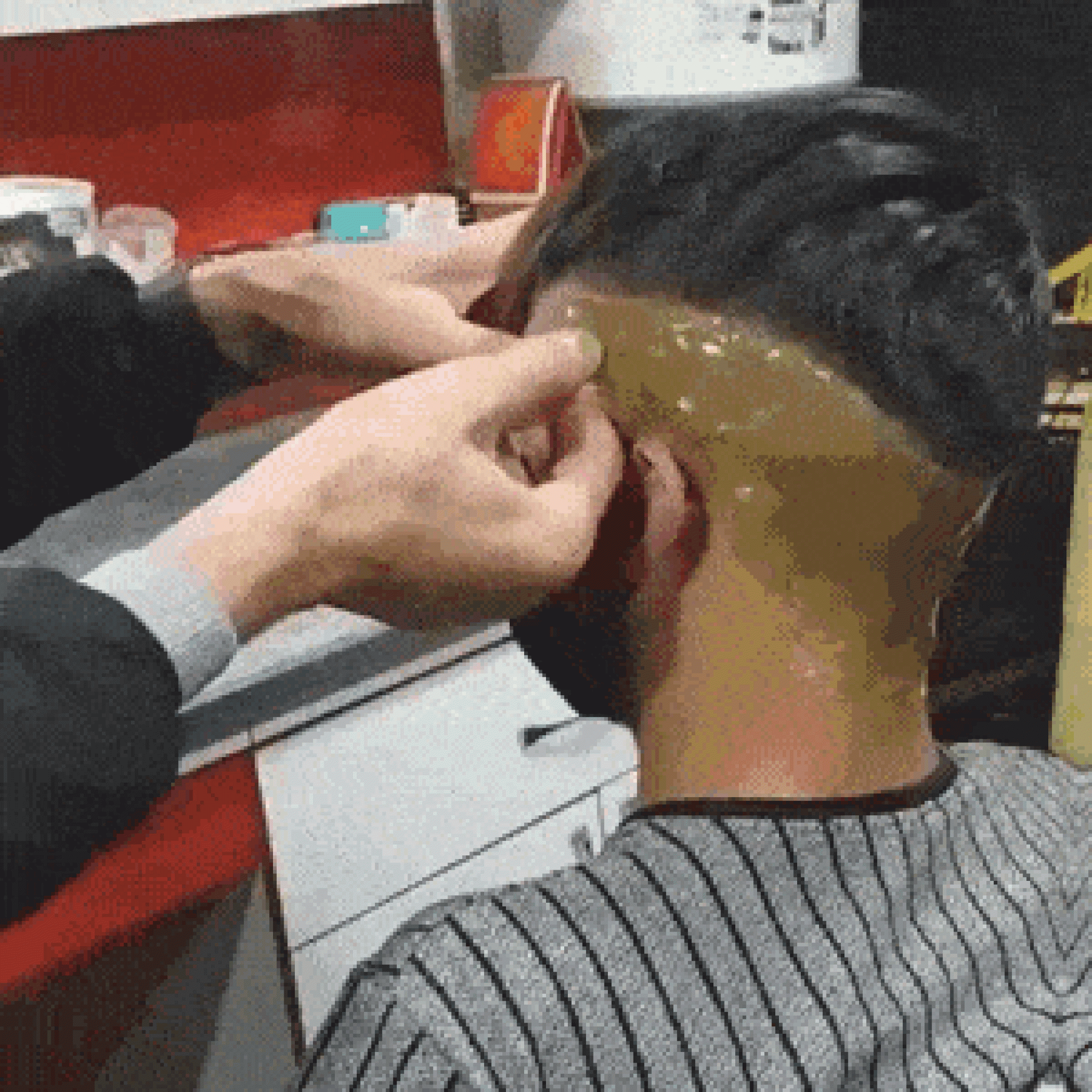 Cut hair with wax